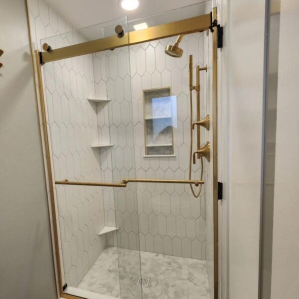 Budget Friendly Small Bathroom Reno in Mississauga | Deomax